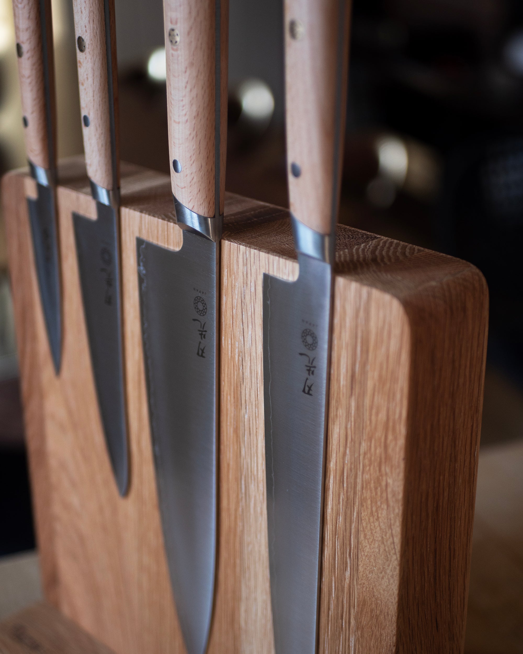 Magnetic Knife Block - Oak – Hazaki Knives