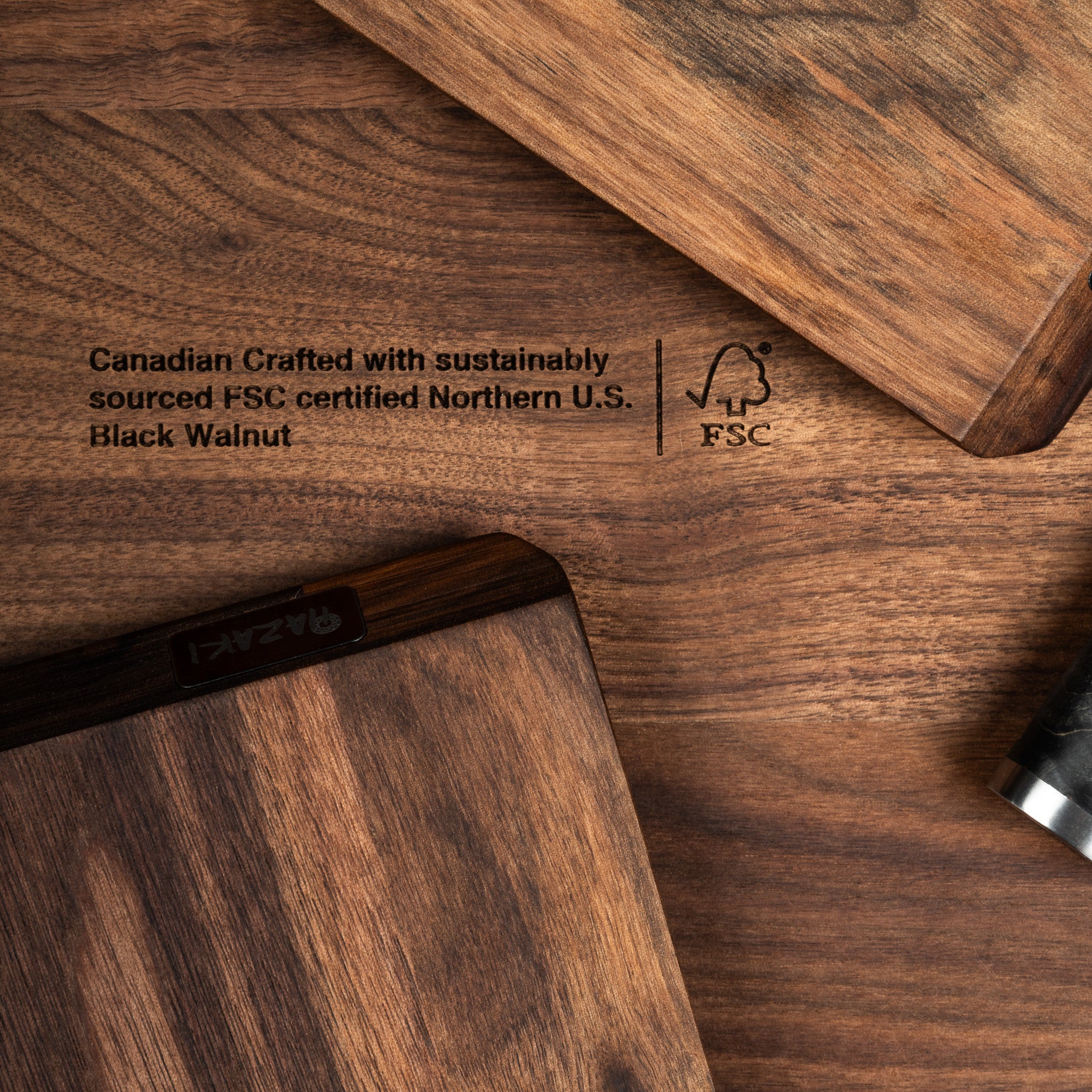 Large Board - Walnut – Hazaki Knives
